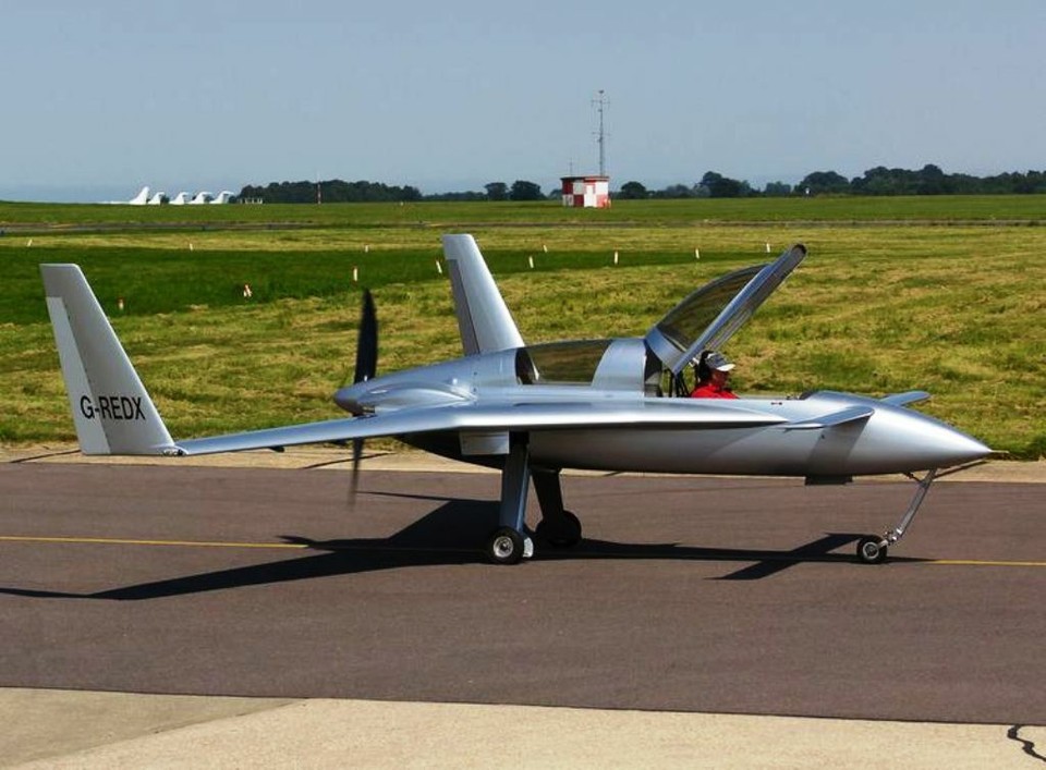 Berkut 360 Two-Seat Canard Airplane Desktop Kiln Wood Model Large Free ...