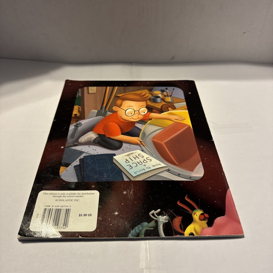 Moondogs - Paperback By Daniel Kirk - GOOD | eBay