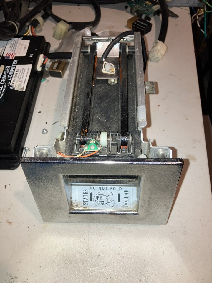 ROWE BA50 BILL VALIDATOR FOR BC-1200 , BC1400 FOR PARTS OR REPAIR SHIPS ...