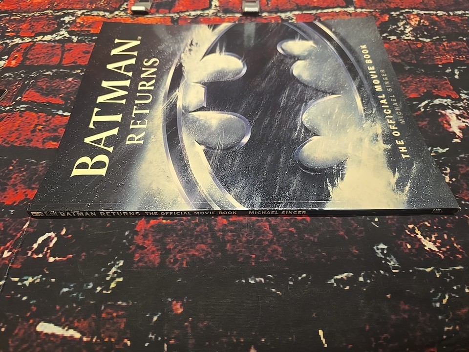 ORIGINAL 1992 Batman Returns Official Movie Book - EXCELLENT | eBay