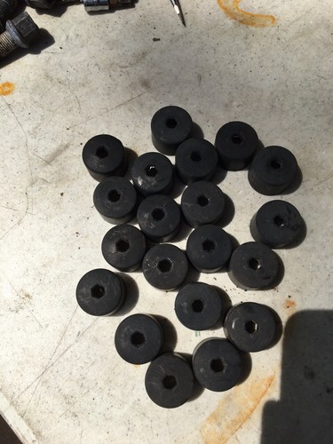 2001-2005 Volkswagen Passat OEM wheel stud covers (x20) | eBay