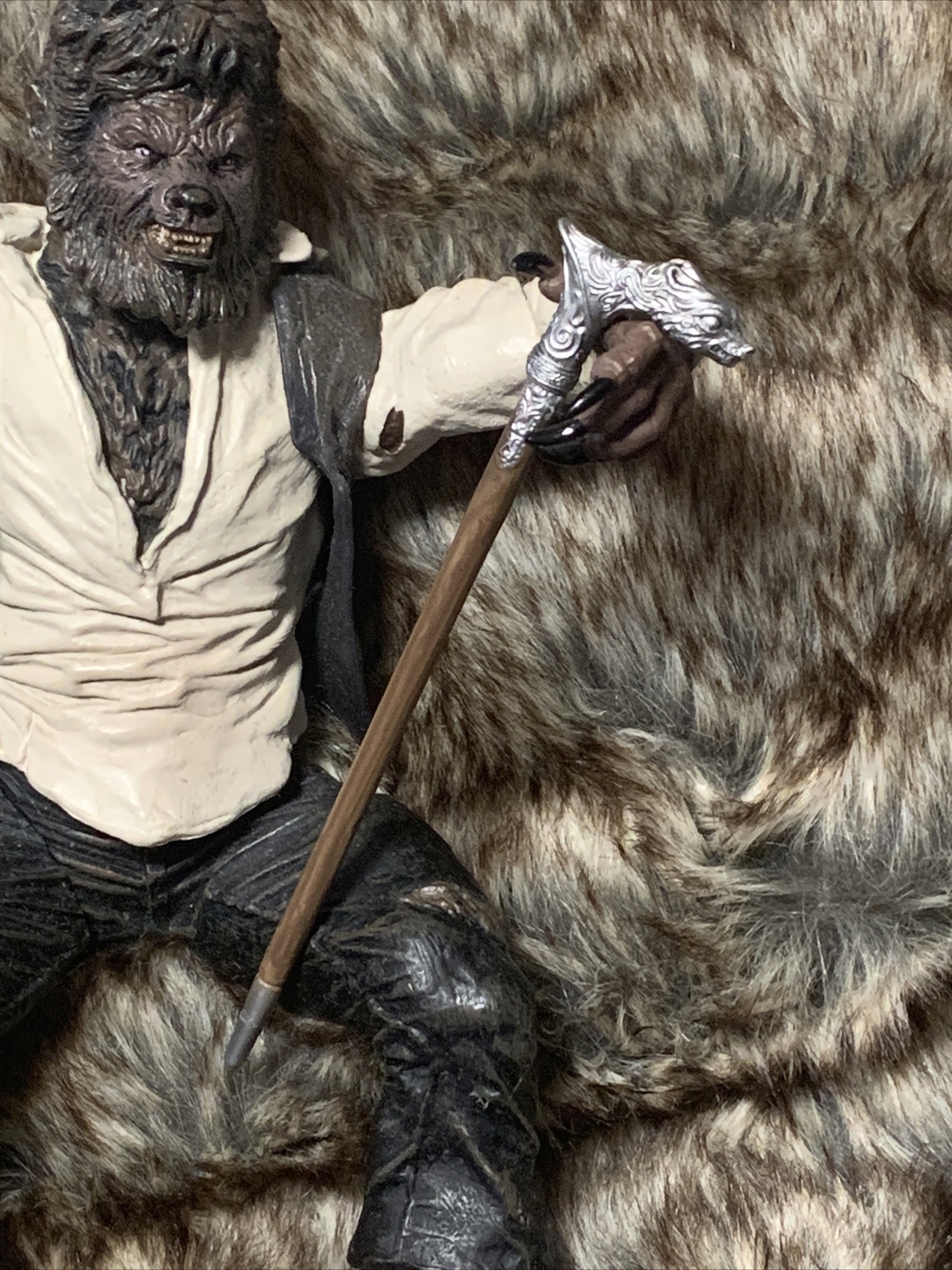 Wolfman Mezco 7" Scale Figure Universal Studio 2009 excellent Wolfman ...