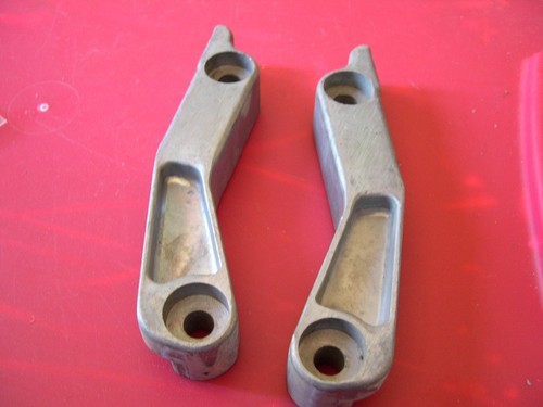 OMC Johnson Evinrude Outboard Mounting Brackets 307510 and 307509 | eBay