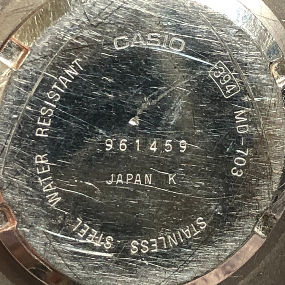 Vintage Casio Men MD-703 Diver Day Date Black Rubber Quartz Analog 41mm ...