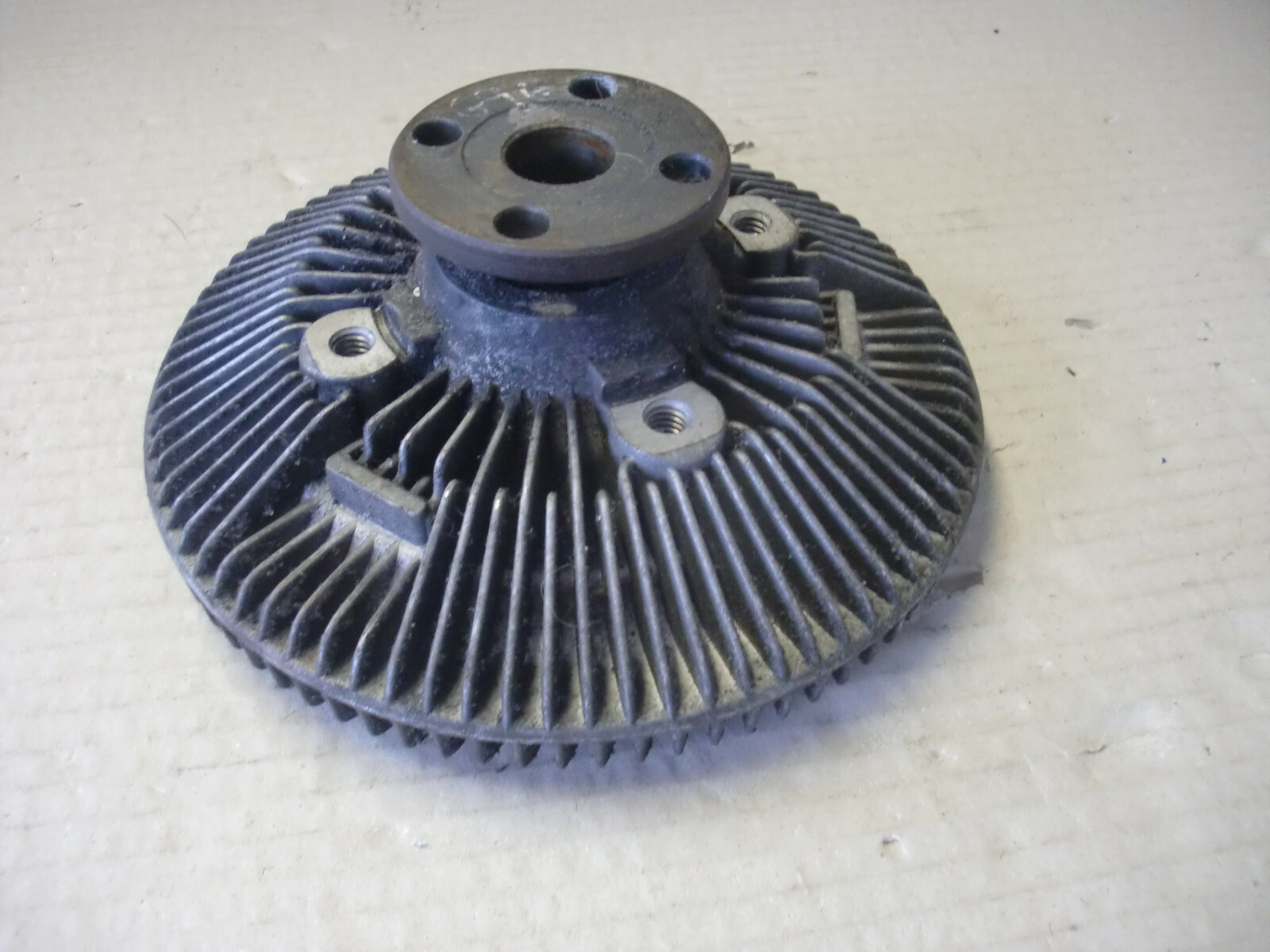 JAGUAR TORQUATROL VISCOUS COUPLING ENGINE FAN UNIT SERIES 3 XJ6 XJ12 ...