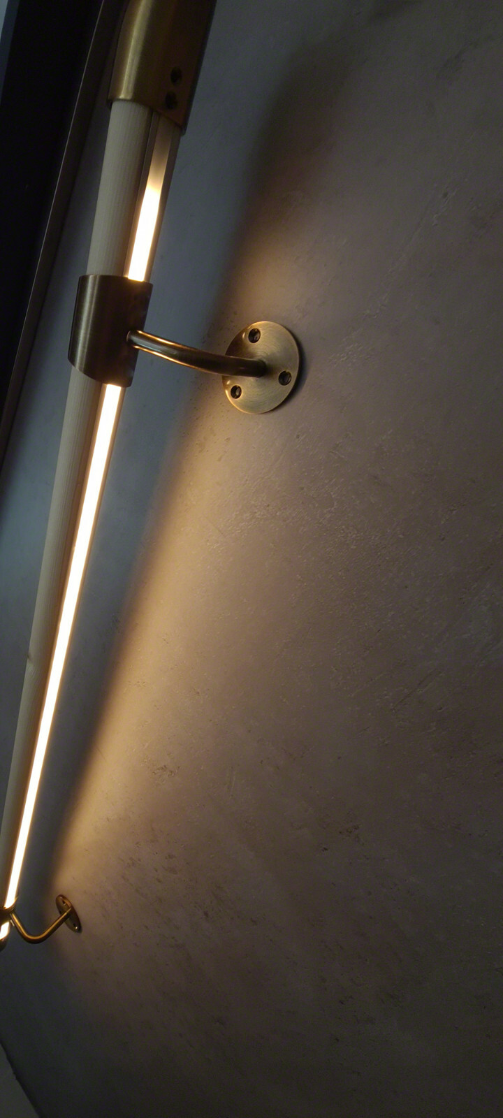 LED Handrail Kit Lighting Pine Mopstick Banister Antique Brass End Caps ...