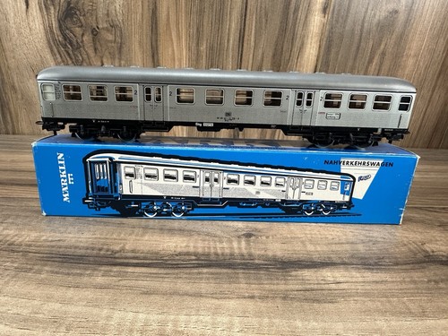 Vintage Marklin 4082 HO Suburban Service Coach Train With Original Box ...