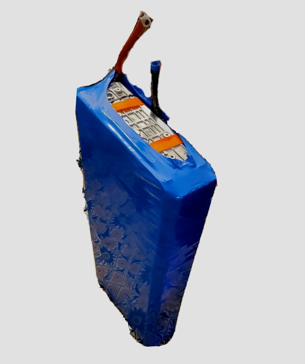 BATTERIA ACCUMULO FOTOVOLTAICO LG E63B 51.2V 180 Ah 9.2kWh Li-ion 10 kw ...