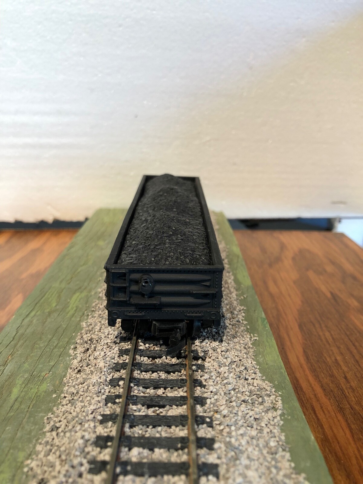 HO Scale 42’ Wabash Rib-Side Gondola with Coal Load (22-191) | eBay