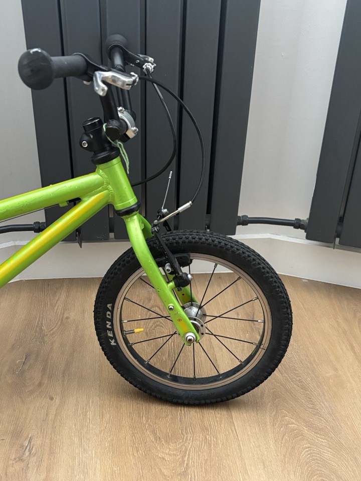 Islabikes Cnoc 14 Isla bike kids green, Age 4+ | eBay UK