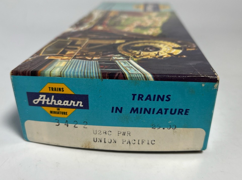 Athearn HO Scale 3422 Union Pacific U28C Diesel Powered Locomotive 2802 ...