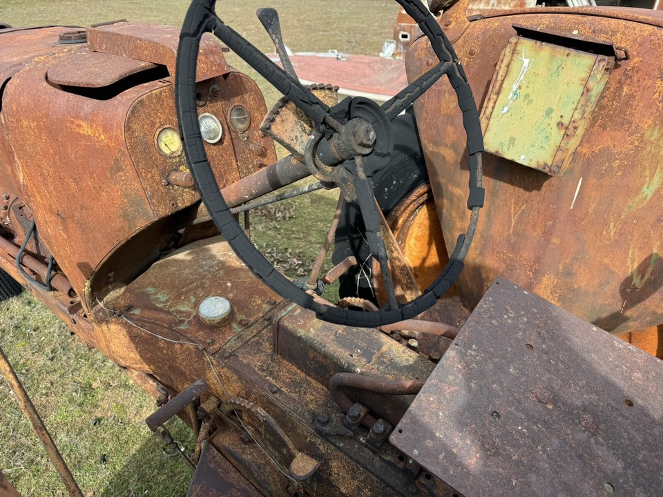 🟢🟢 Antique OLIVER 70 Row Crop Tractor - Yard Art / Parts / Restore | eBay