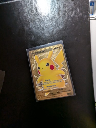 Pikachu V 170/185 Gold Foil Pokemon Card HP 190 | eBay