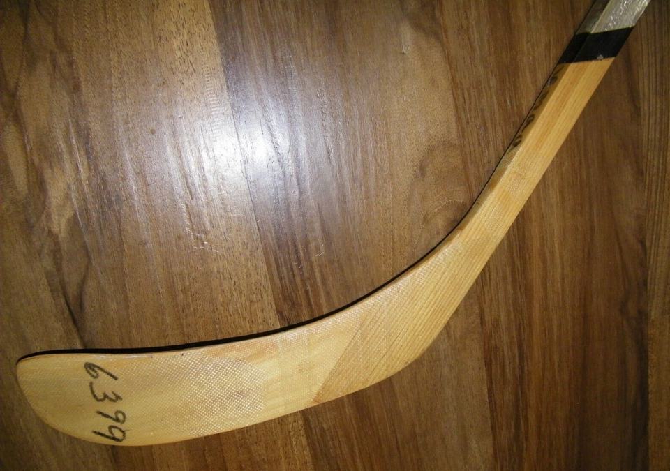 VINTAGE 1976 WHA PHOENIX ROADRUNNERS GAME USED MIKE HOBIN NORTHLAND ...