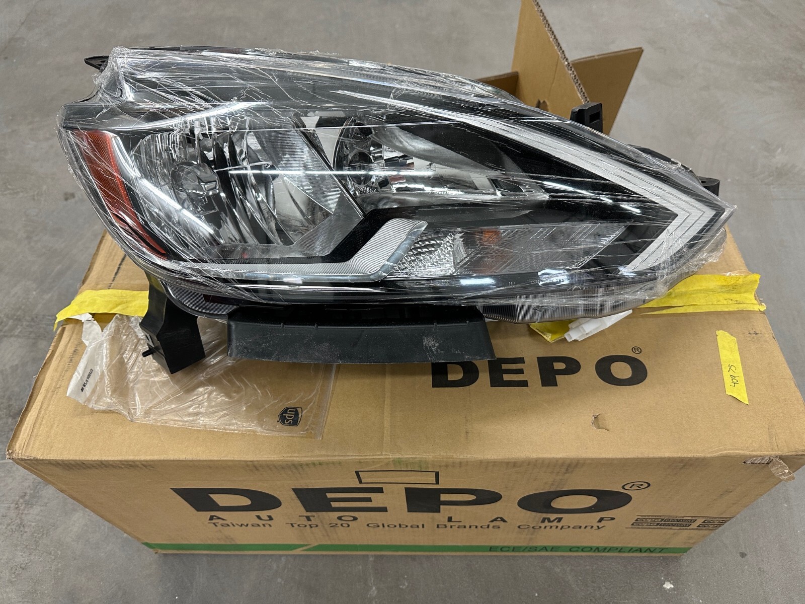 Headlight Assembly Fits Nissan Sentra 315-11aer-ac2 260103yu0a ...