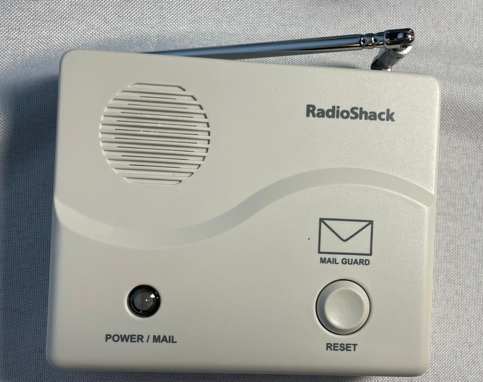 Radio Shack 63-1110 Wireless Mail Guard Mailbox Alert Protector Audio ...