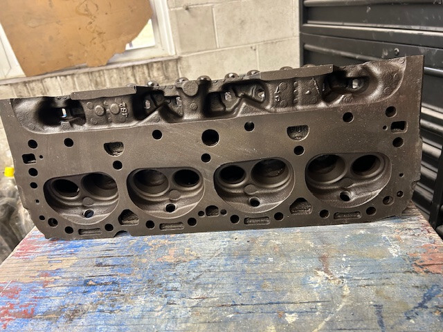 OEM GM 3890462 Small Block Chevy Cylinder Head H136 Date Code | Cast ...