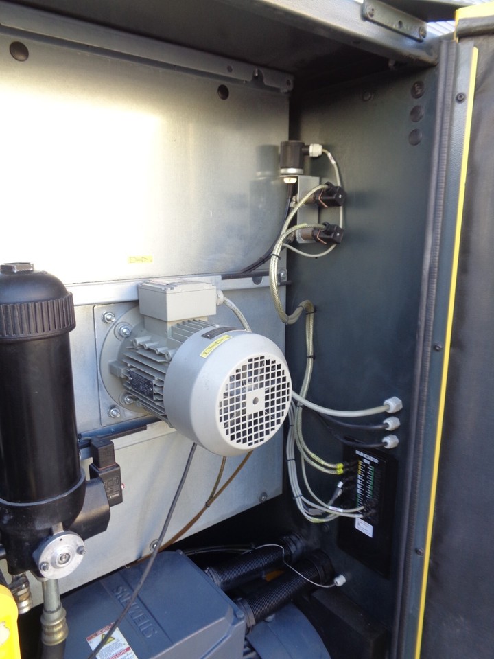 2015 Kaeser BSD50 50 hp rotary screw air compressor 208 Volt Machine ...