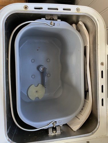 Toastmaster Bread Box Automatic Bread Maker 2 Lb Model 1142 With Recipe ...