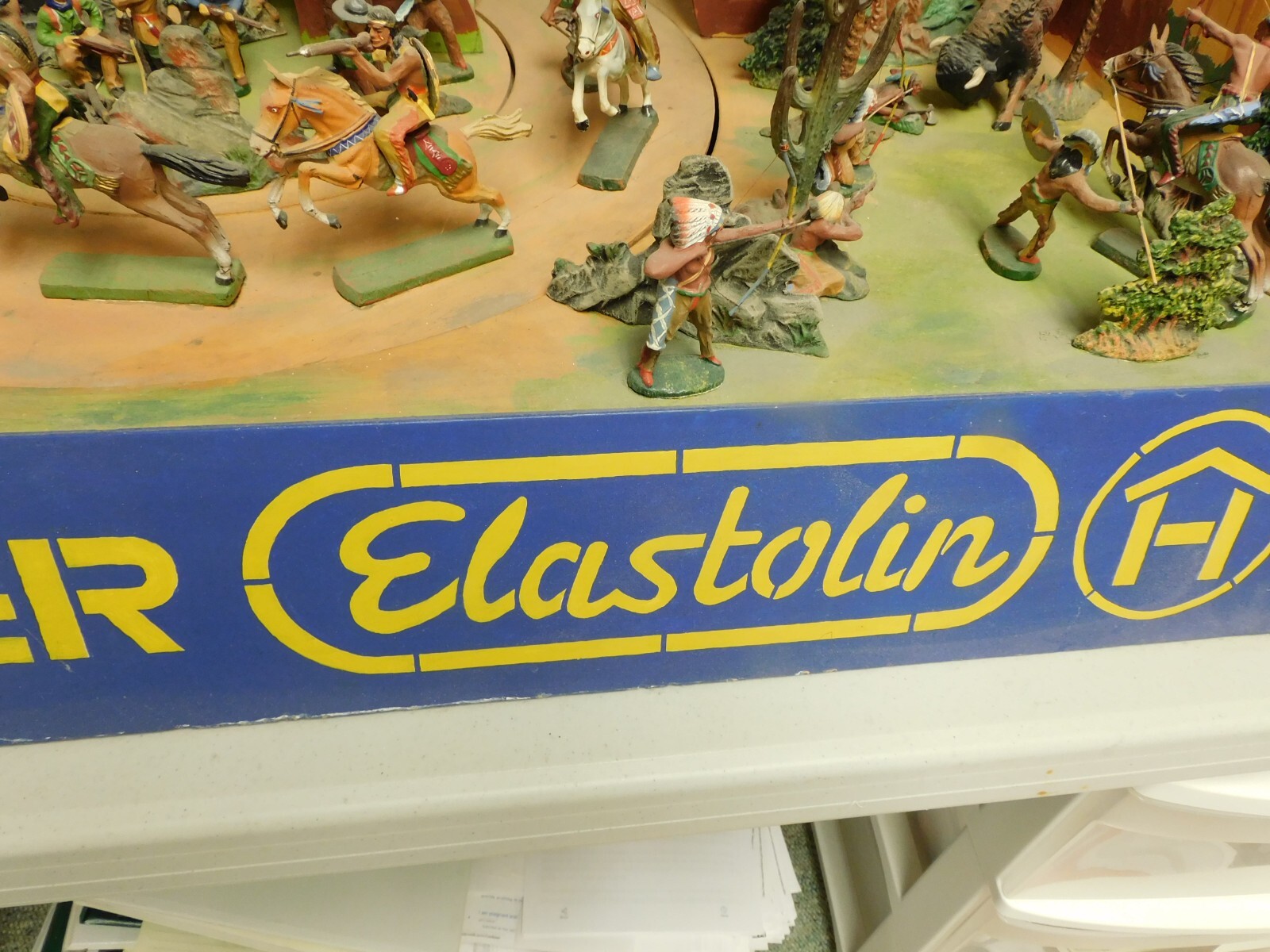 Elastolin 70mm FAO Schwarz Store Display Wild West | eBay