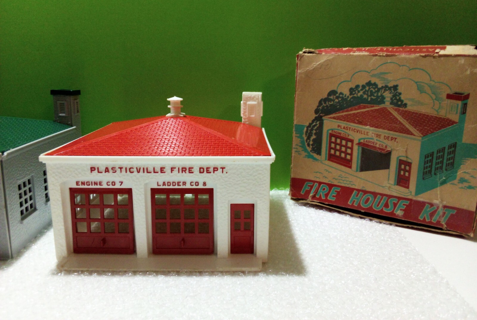 Vintage 1950s Plasticville Buildings W/Boxes (O-Scale) | eBay