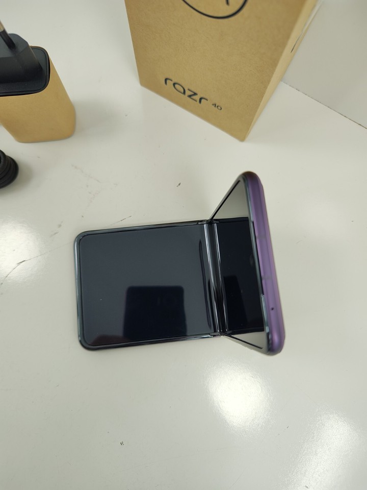 Motorola Razr 40 5G 256GB 8GB RAM XT2323-1 6.9" 64MP Summer Lilac | eBay