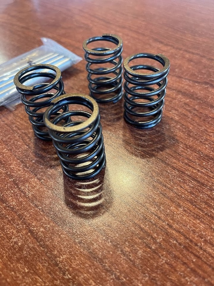 Predator 670 cc 22hp 61614 New OEM Push Rod and Valve Spring Set ...