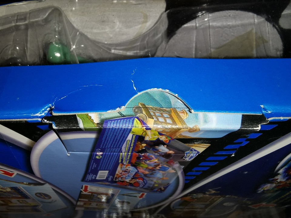 Famosa Disney Peter Pan Wendy Michael Tinkerbell Hook Darling Mansion ...