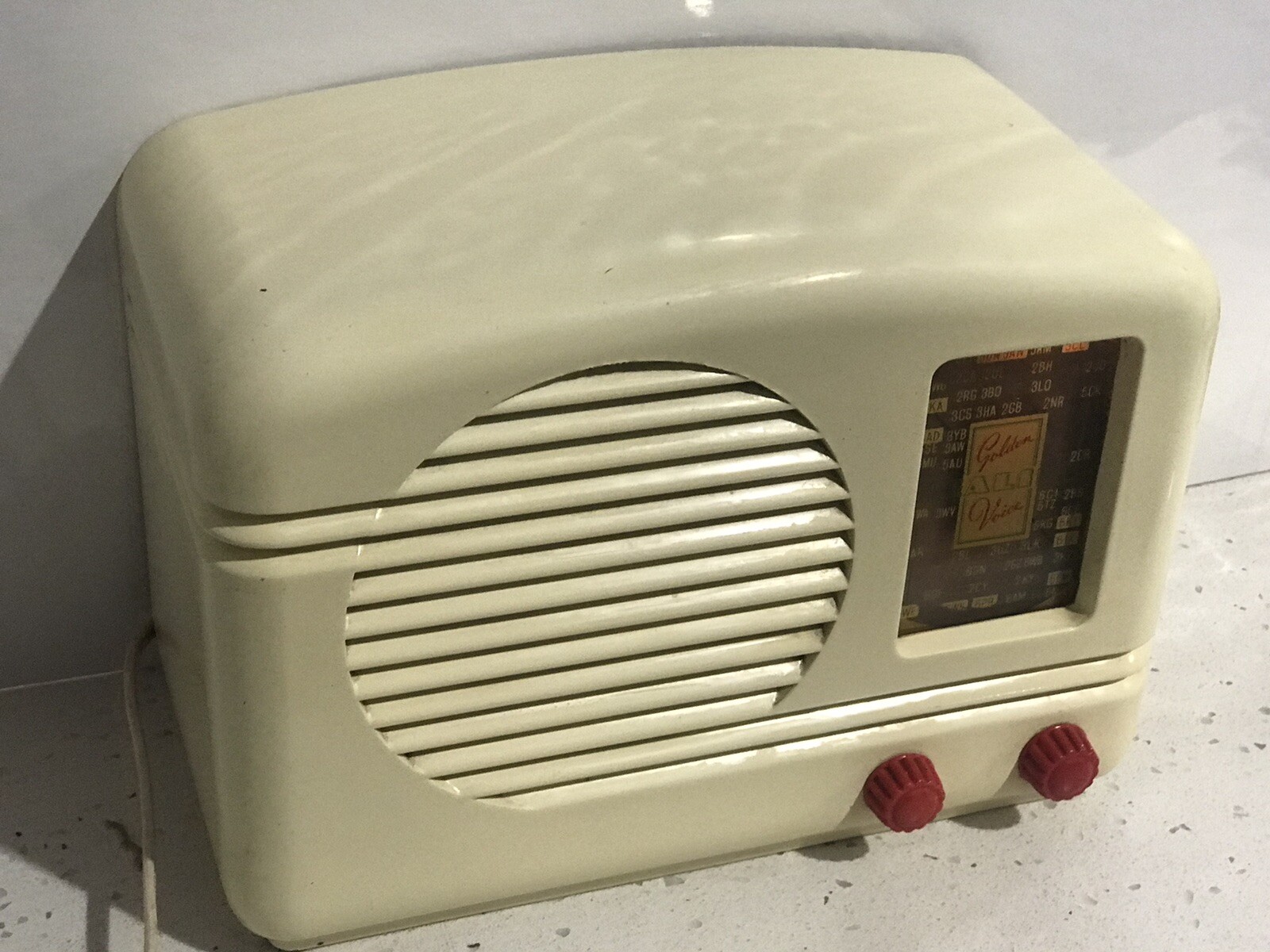 Healing Golden Voice Bakelite Valve Radio 1940s Australian Vintage Art ...