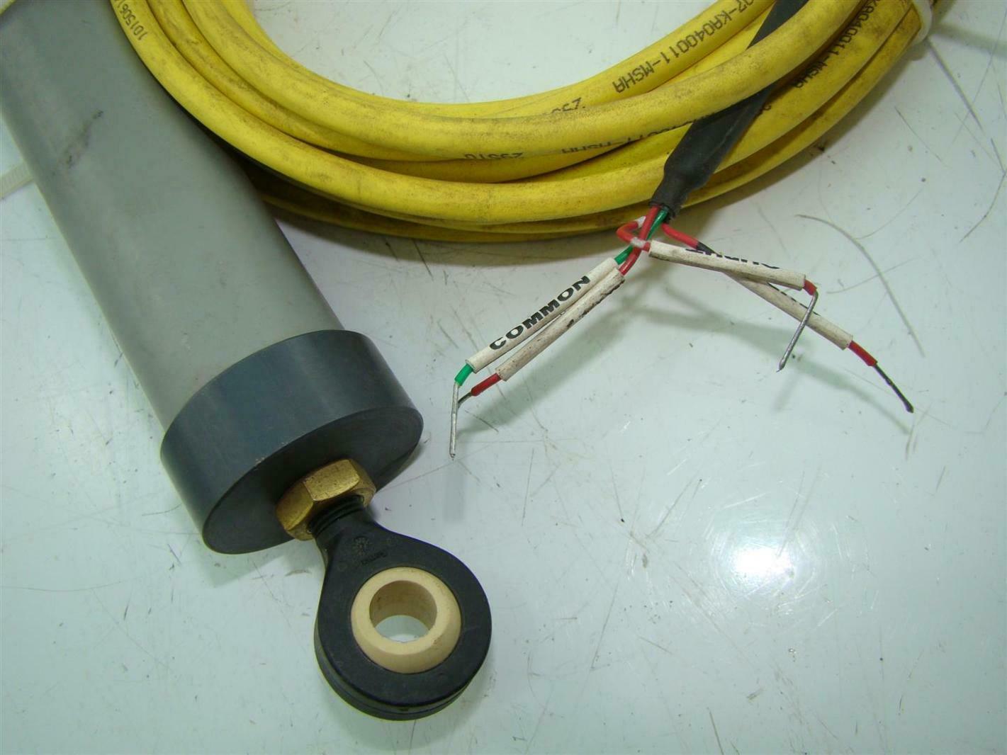 Efector Actuator and Connecting Cable 3 Pin 300v LL54185 for sale ...