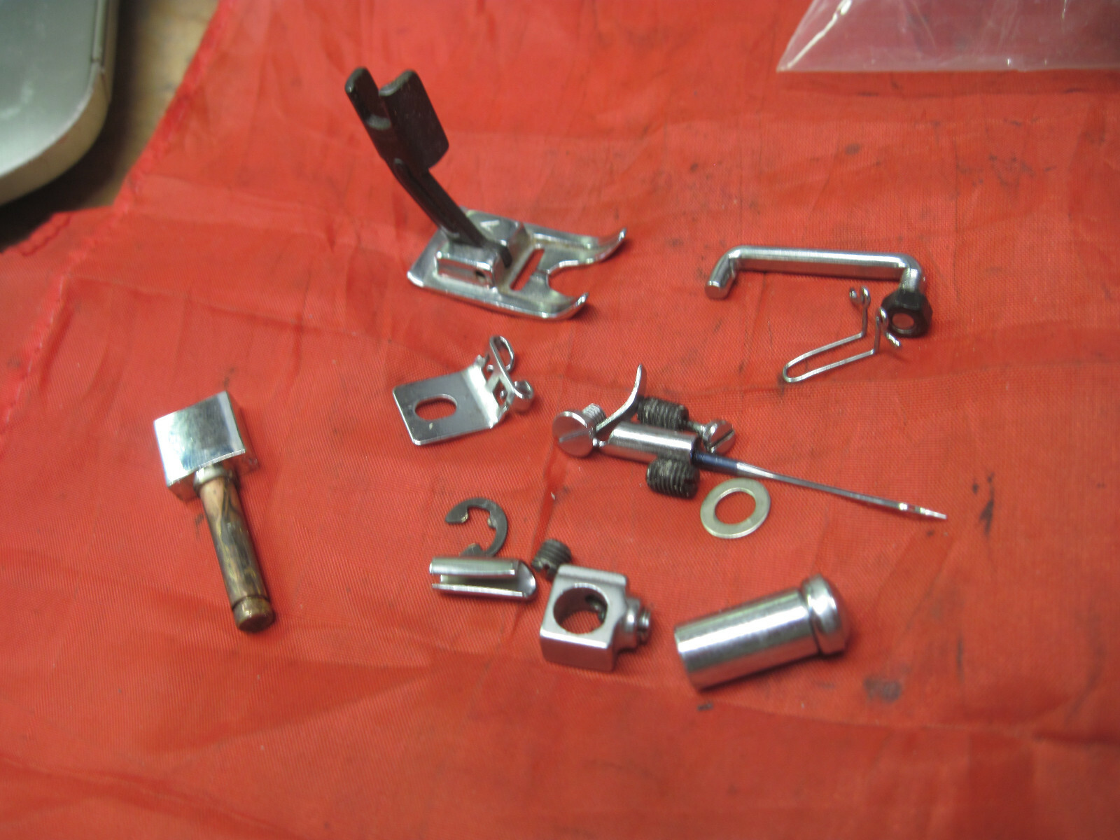 Kenmore 158.17033 1703 Sewing Needle Clamp Assembly Thread Guides SHS ...