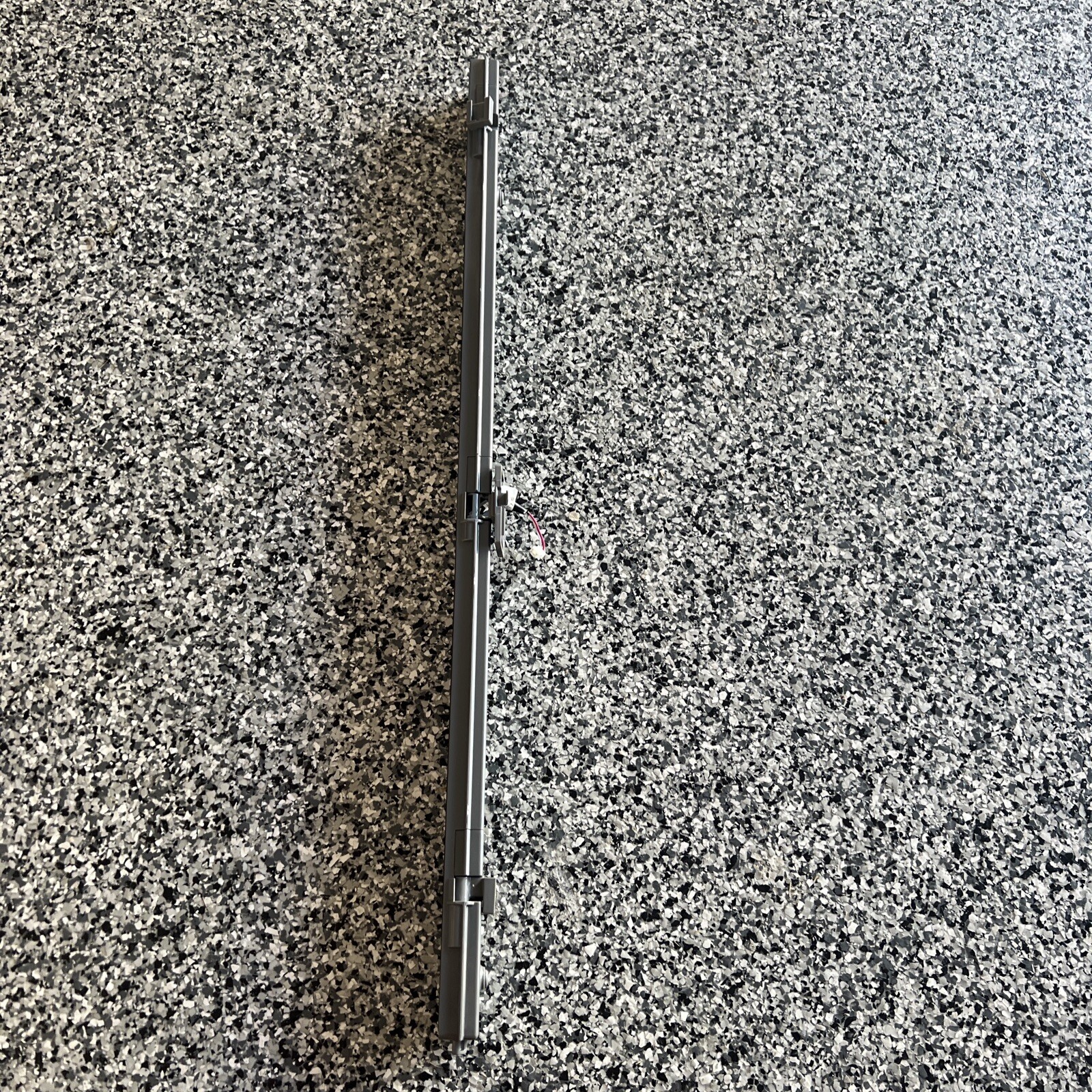 GE OEM WR17X31946 GRAY ARTICULATING MULLION W/ HINGES OPEN BOX 29A for ...