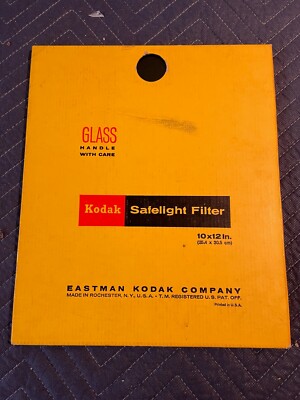 KODAK 10" X 12" SAFELIGHT FILTER Wratten Series OA | eBay