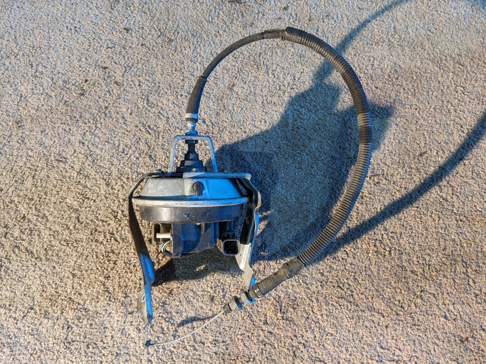 🥇84-86 NISSAN Z31 300ZX CRUISE CONTROL ACTUATOR MOTOR W CABLE OEM | eBay