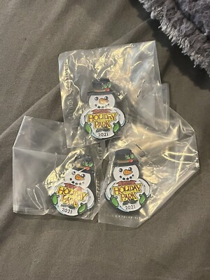 Six Flags 2021 Holiday In The Park Great Adventure Pin | eBay