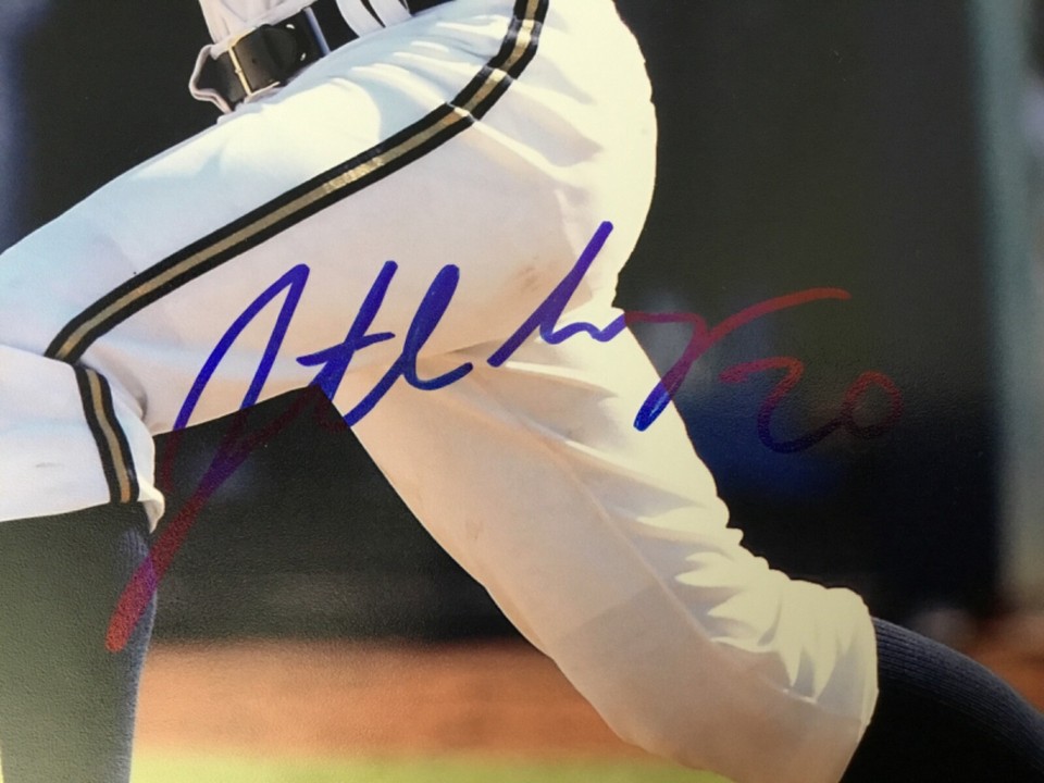MLB Milwaukee Brewers Autographed Color 8X10 Photo JONATHAN LUCROY ...
