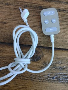 Original Apple A1018 Wired Remote Control for iPod 1st & 2nd ...