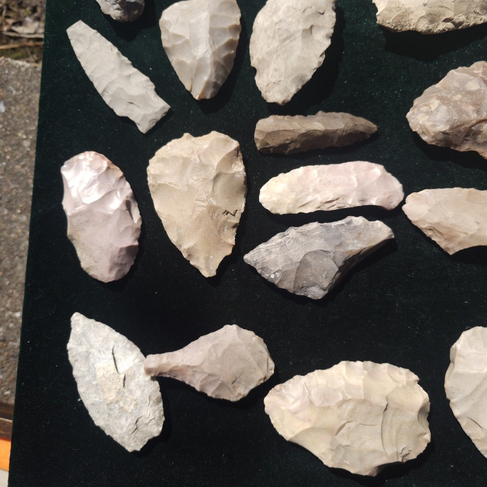 Lot Of Authentic Ancient Native American Artifacts Arrowheads Blades ...