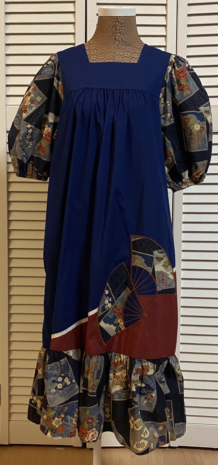 Vintage muumuu Size L Sun Babies Blue Floral Asian pr… - Gem