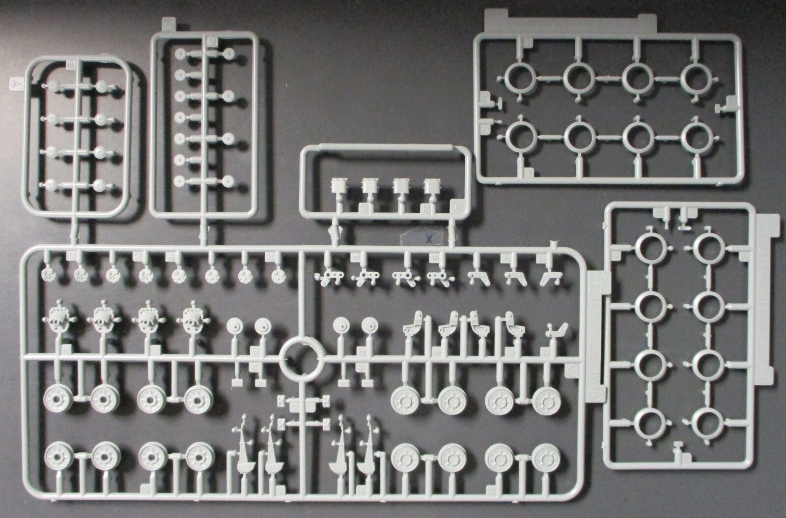 DRAGON 1/35 Scale Pz.Kpfw.IV Ausf A - Parts Tree A from Kit No. 6816 | eBay