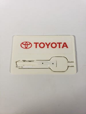 Toyota Plastic Wallet Key Card Notched 8059 Early 2000s Axxess Preowned ...