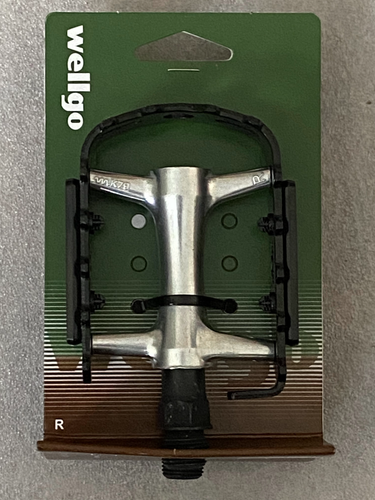 Wellgo Flat Bike Pedals M149 Alloy 2DU Bearings 9/16" Platform MTB ...