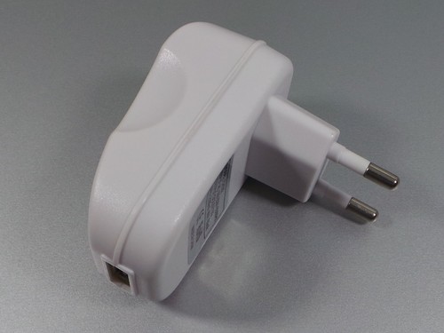 Charger Adapter 110-230V On USB 5V 1,5A #c809 | eBay