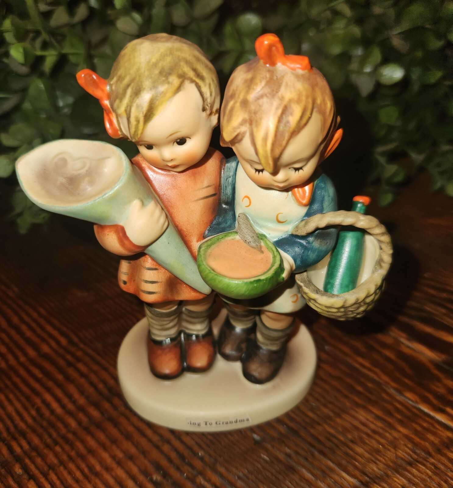 Goebel Hummel "Going To Grandmas" #52/0, 4 3/4"H, Excellent Condition ...