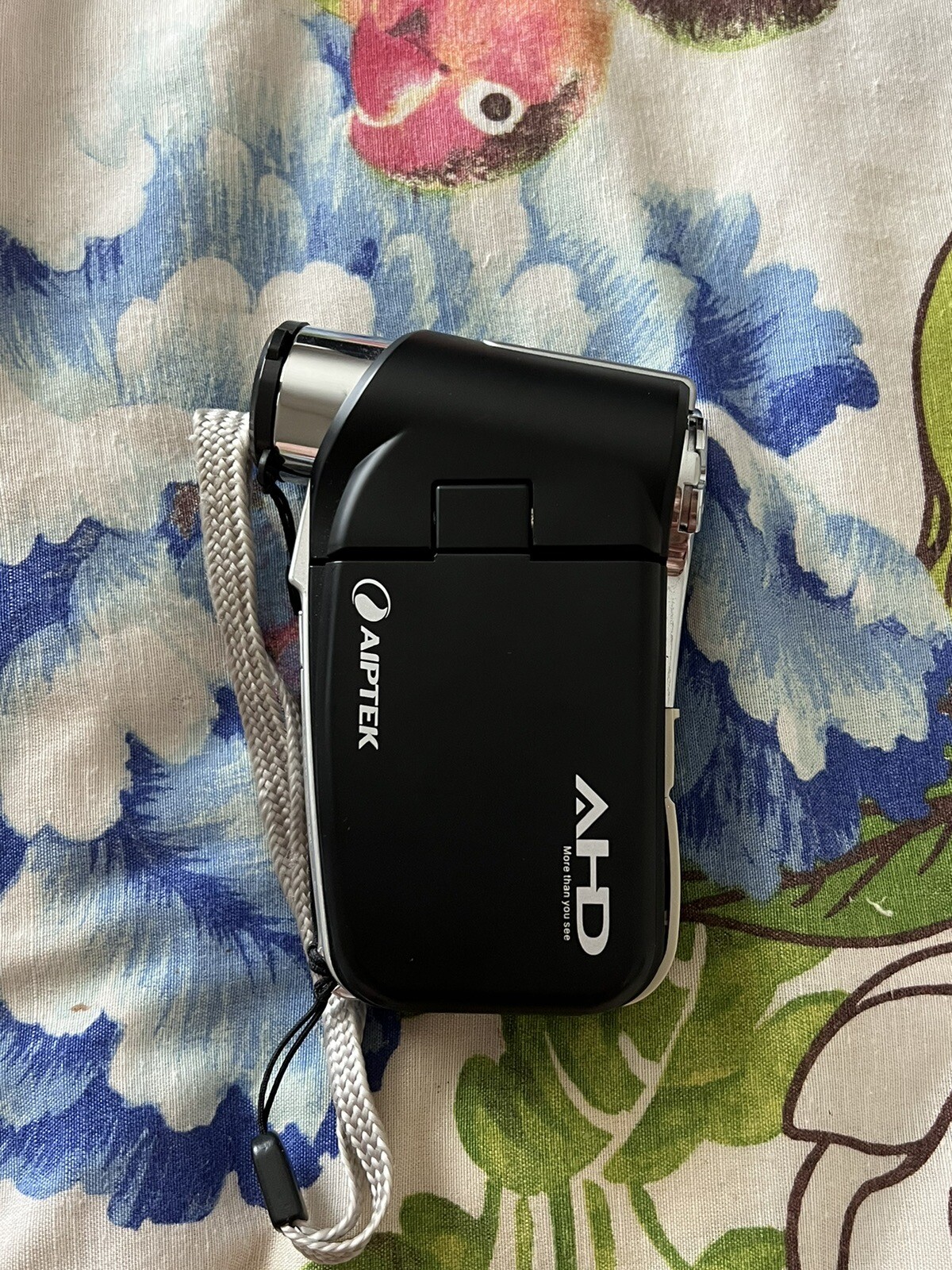 2 X Aiptek V5VS 8.0MP HD Compact Digital Camcorder. All Black. tested ...