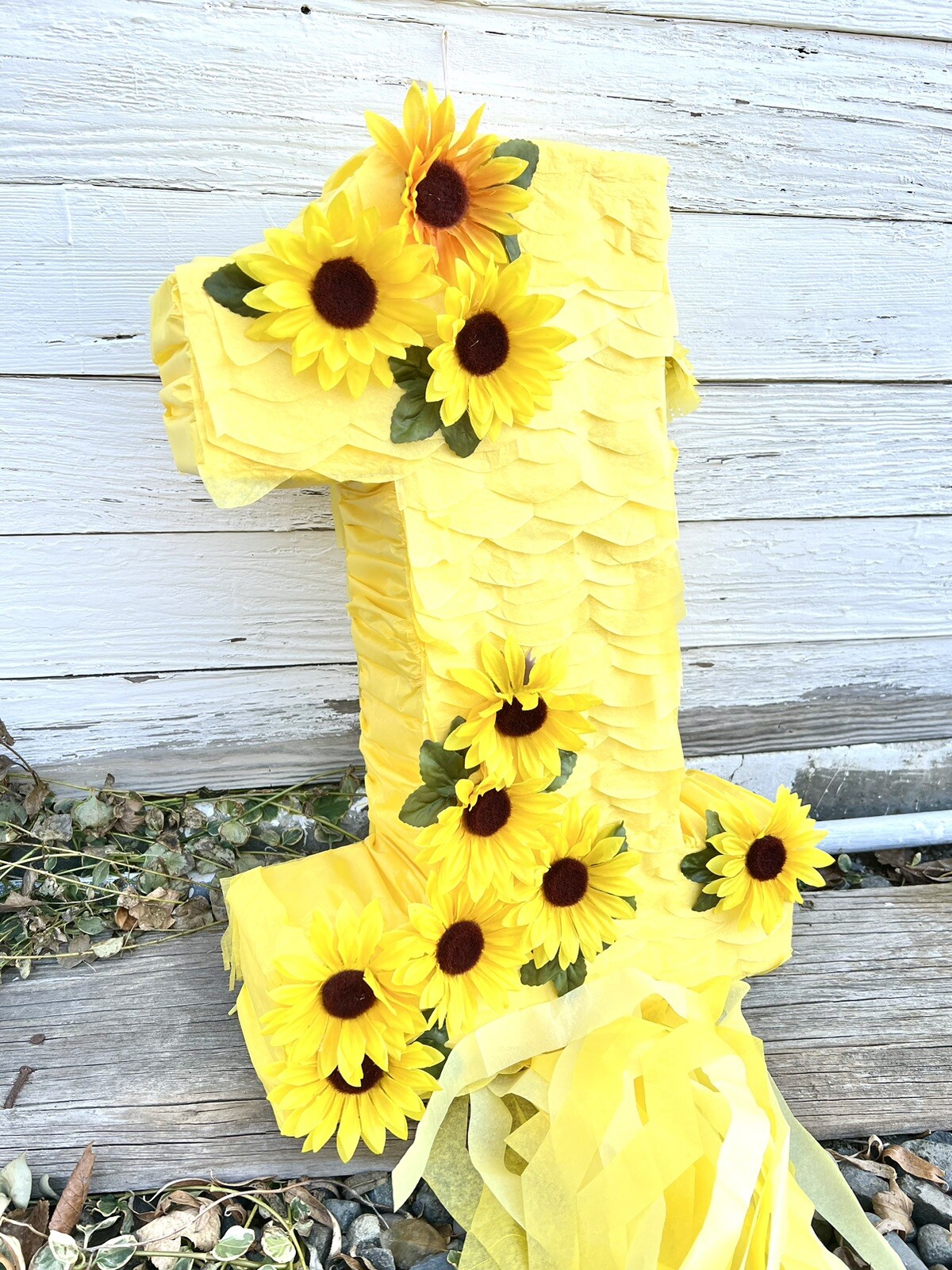 Sunflower Number One Piñata Birthday Party Flowers | eBay