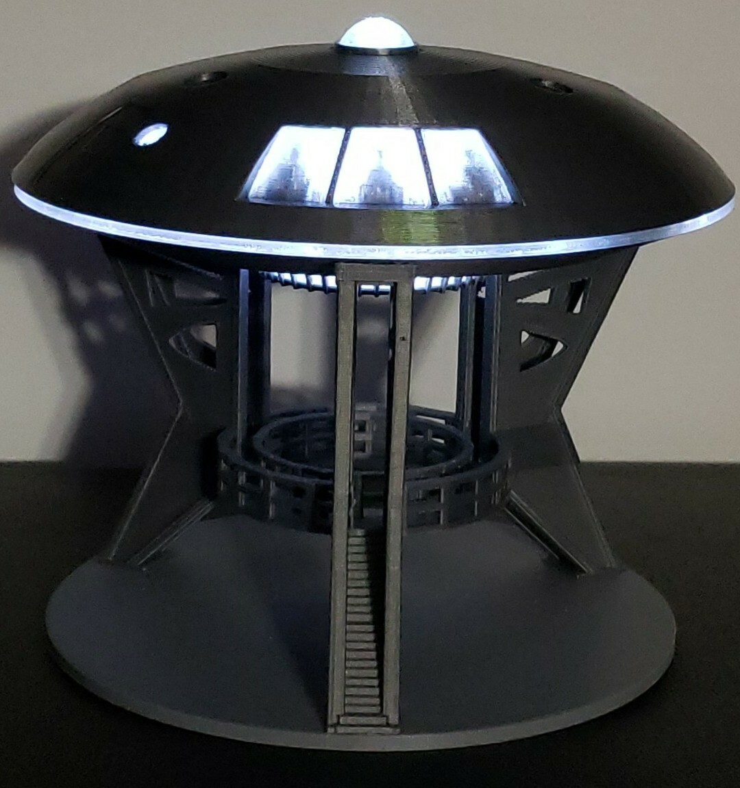 Jupiter 2 Lost In Space Launch Pad Gantry Model Kit PRODUCT