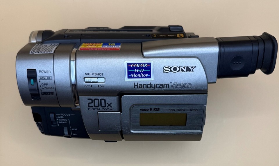 Sony Handycam CCD-TRV37 8mm Video Camcorder w/ NightShot – Tested ...