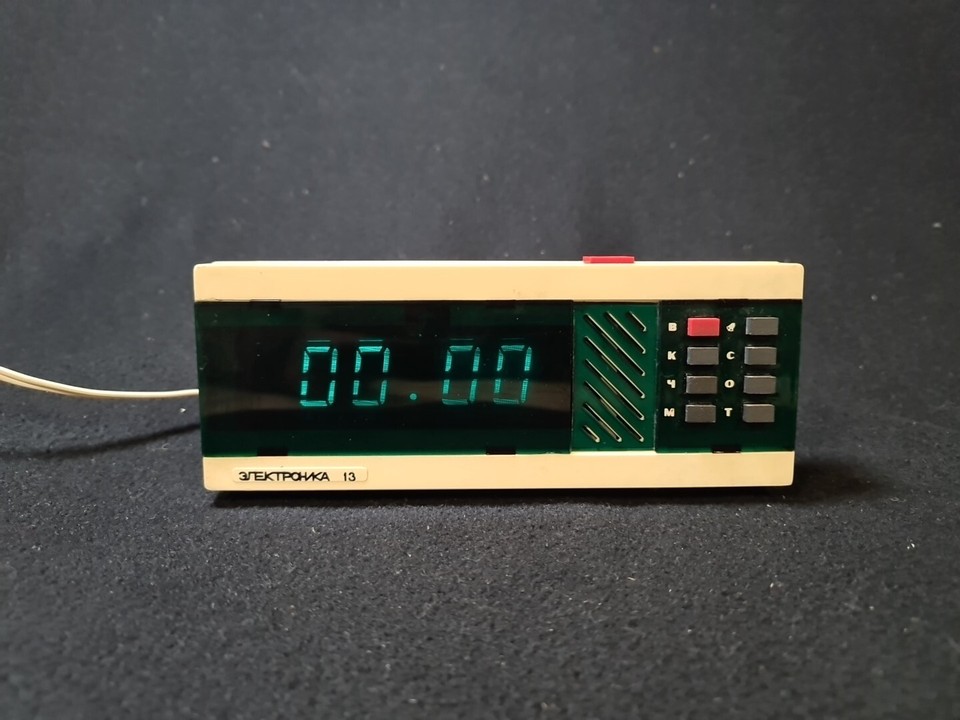 Soviet watch ELECTRONICS 13 . 220 volt.50Gy. | eBay