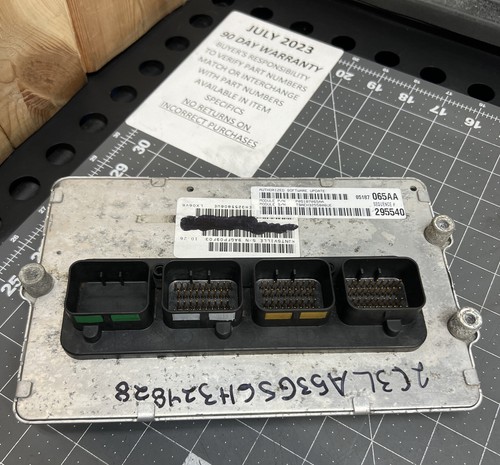 2006 Chrysler 300 Charger Engine ECM Control Module 05187065AA | 3 ...